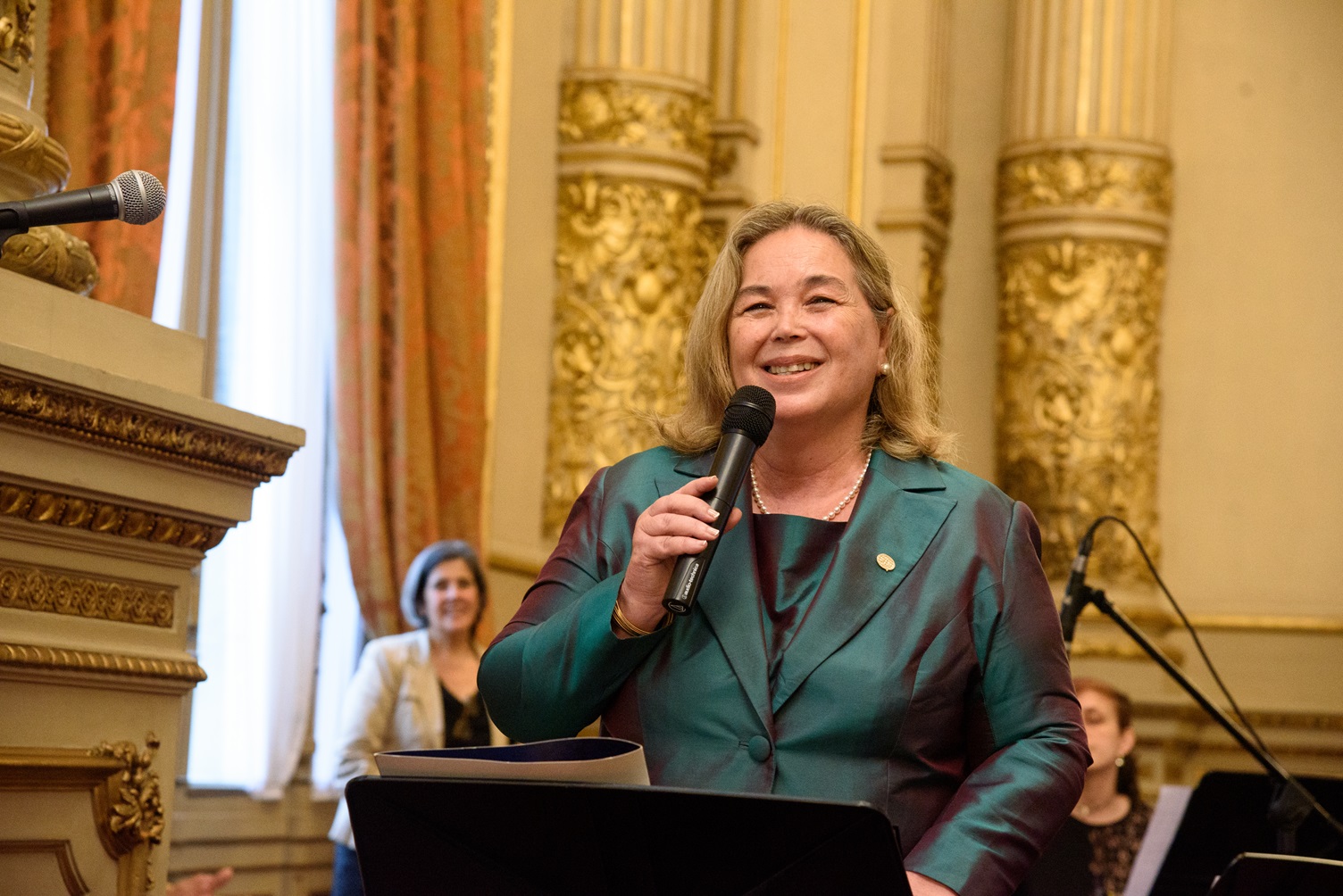 Celebramos los 30 años de AMJA en el Teatro Colón. - Asociación de ...