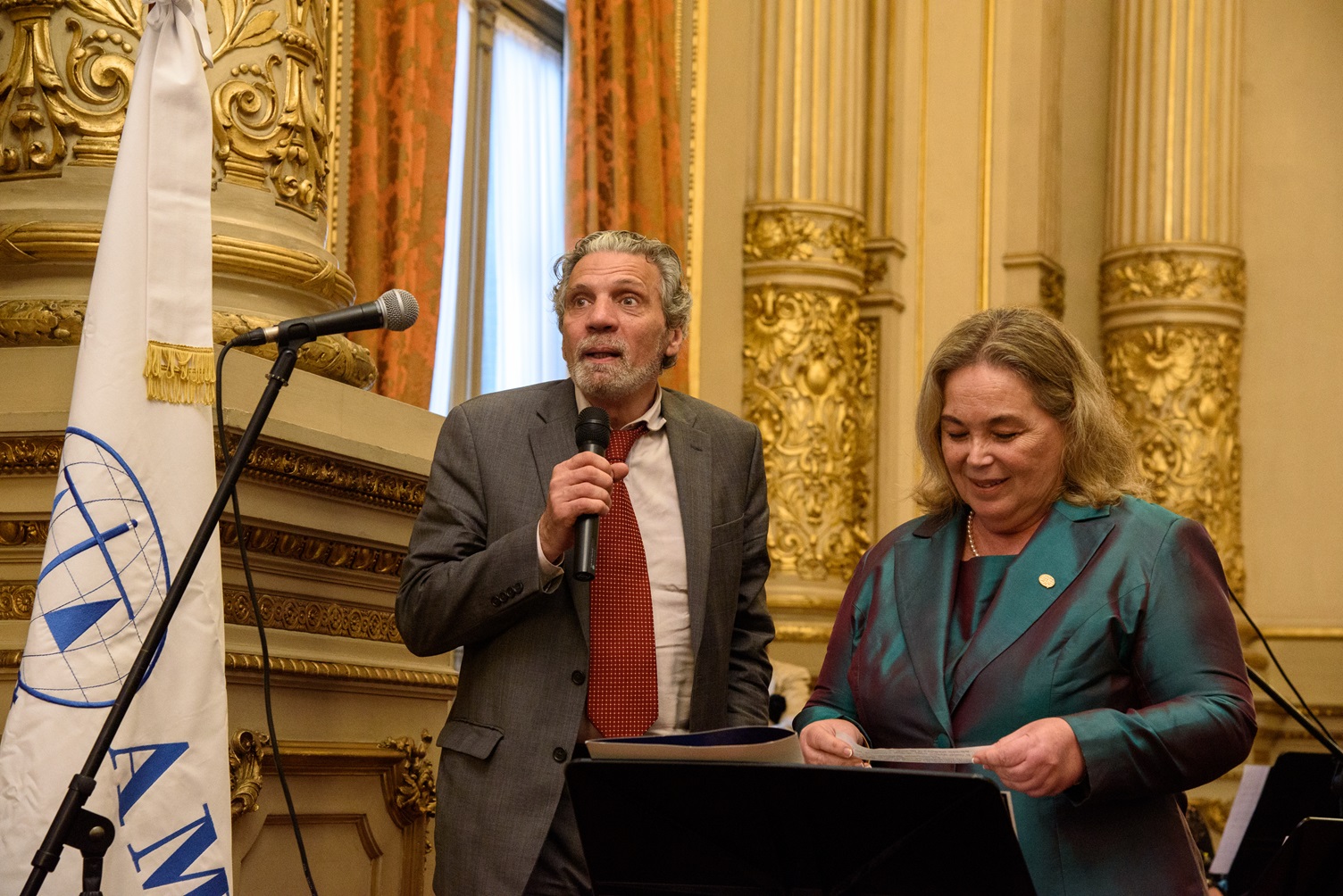 Celebramos los 30 años de AMJA en el Teatro Colón. - Asociación de ...